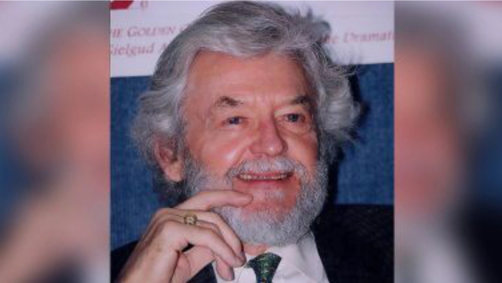 Hal Holbrook Died: প্রয়াত মার্ক টোয়েন খ্যাত অভিনেতা হাল হলব্রুক | 🎥 ...