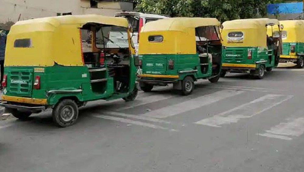 West Bengal: গায়েবের পথে পারে হলুদ-সবুজ? কলকাতার রাস্তায় এবার চলতে ...