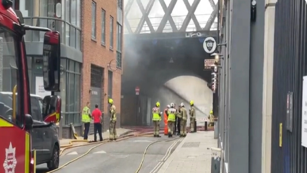 London Bridge Fire: লন্ডন ব্রিজ সংলগ্ন এলাকায় ভয়াবহ আগুন, ভিডিয়ো ...