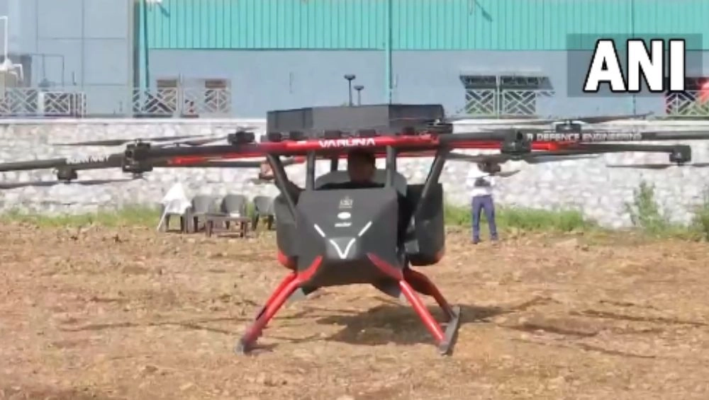 Breaking: এবার আকাশে মানব বহনকারী ড্রোন, শীঘ্রই আসছে ভারতীয় নৌবাহিনীতে ...