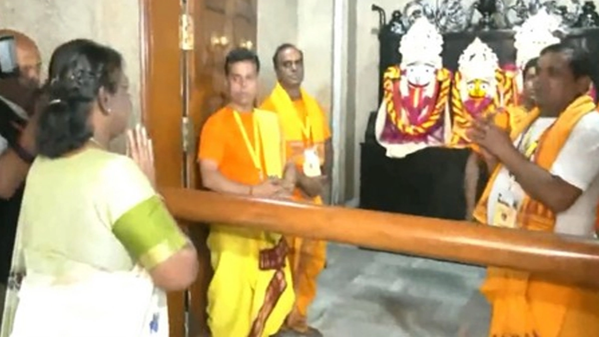 President Droupadi Murmu:দিল্লির জগন্নাথ মন্দিরে রাষ্ট্রপতি দ্রৌপদী ...